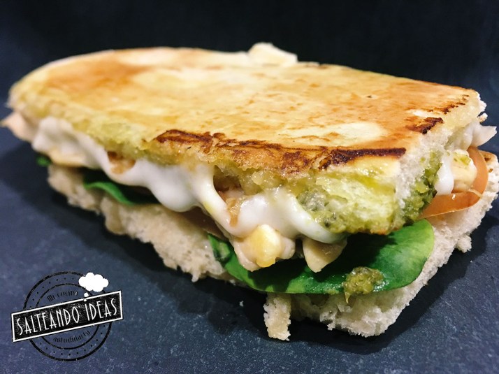 Panino con pollo y pesto | Salteando ideas
