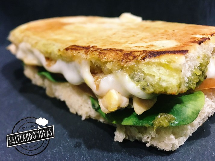Panino con pollo y pesto | Salteando ideas